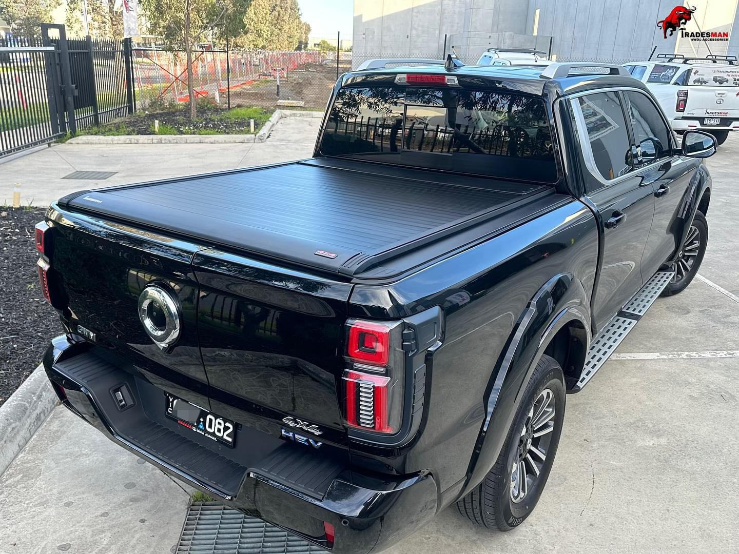 TRADESMAN Electric roller shutter – Rock Solid 4x4